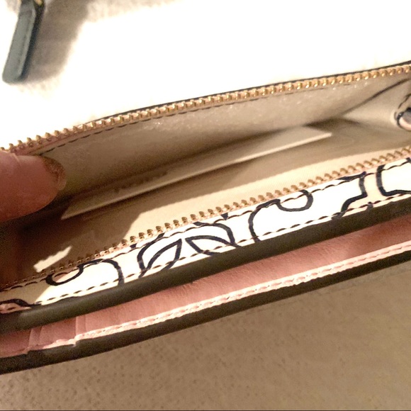 Tory Burch | Bags | Tory Burch Hicks Garden Party Leather Wallet | Poshmark